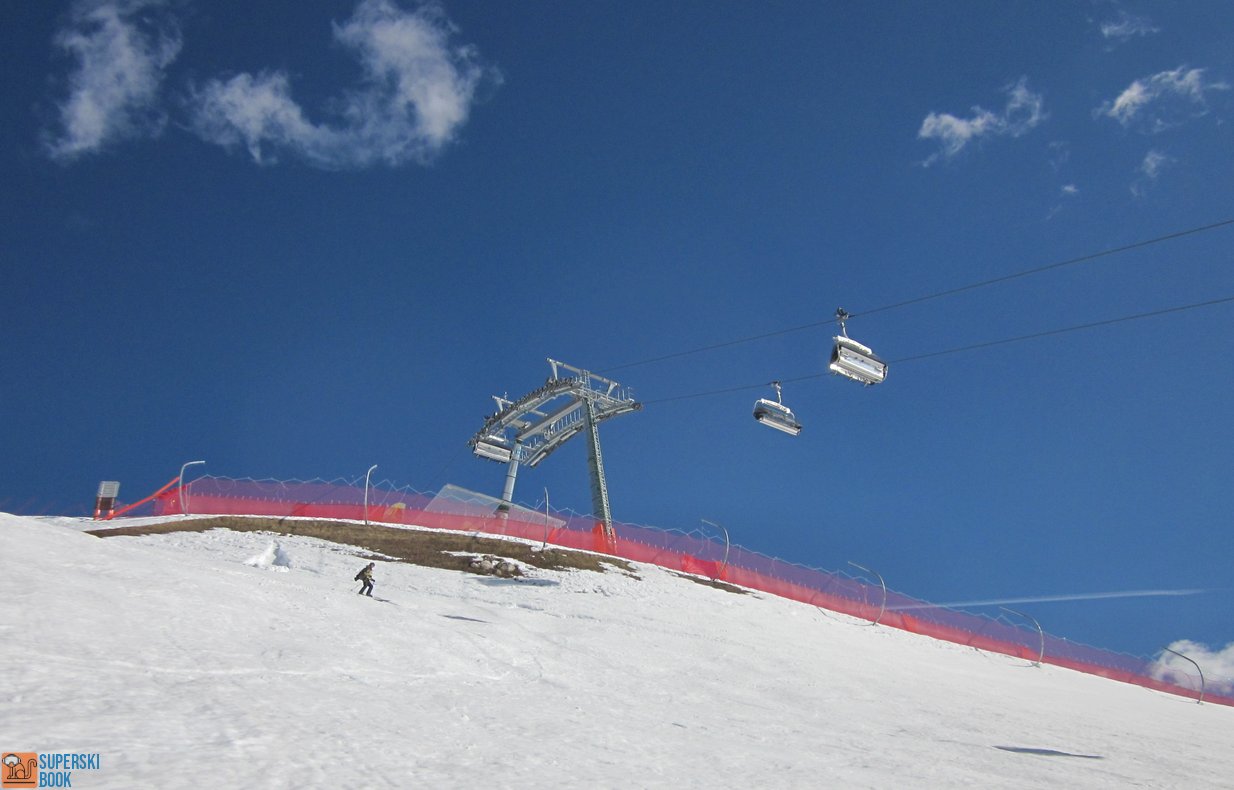 Seggiovia Sass Becè: impianto esaposto Agamatic della Val di Fassa