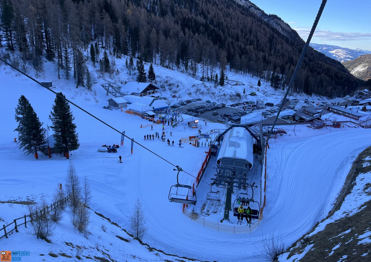 Seggiovia Latemar: impianto quadriposto di Pampeago in Val di Fiemme