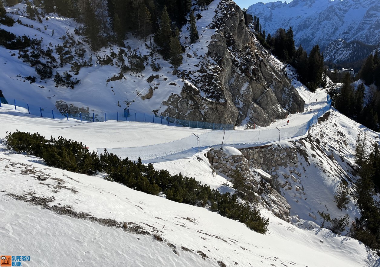 Pista Rio Gere: bellissima discesa di Cortina d'Ampezzo ai piedi del ...
